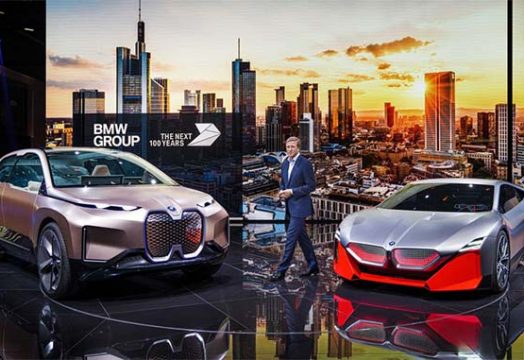 BMW iX5 Hydrogen: New Flat Tank Tech Delivers 750 km Range
