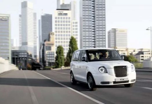 Royal Mail Trials LEVC VN5 Electric Van For Parcel And Letter Deliveries