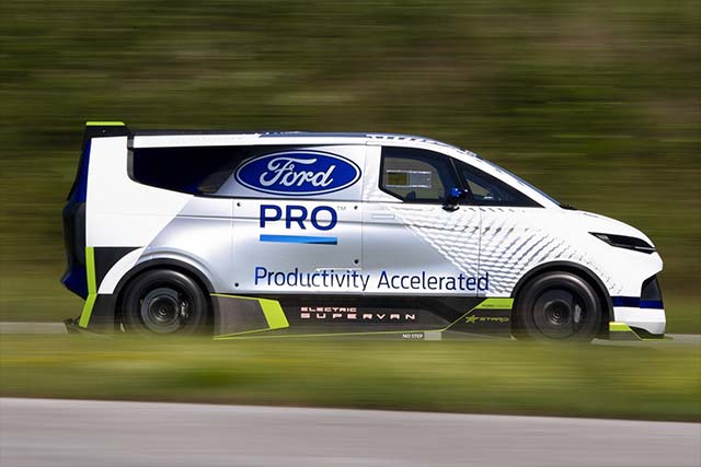 Here’s How to Accelerate a Business: 2,000PS, Wild-Styled Ford Pro ...