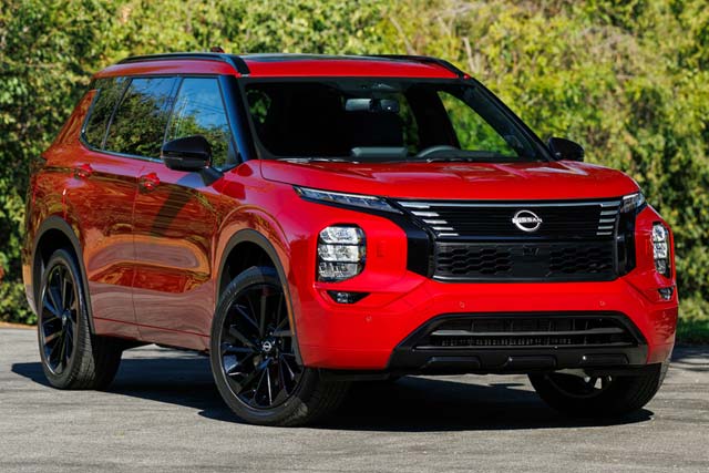 Mitsubishi Starts Production Of Nissan Rogue Plug-In Hybrid and Navara ...